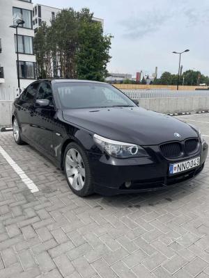 Черный БМВ 530 2004 в Каунас, объемом двигателя 3.00 л и пробегом 289 тыс. км за 3100 €, фото  на AUTOMOTO.COM.LV