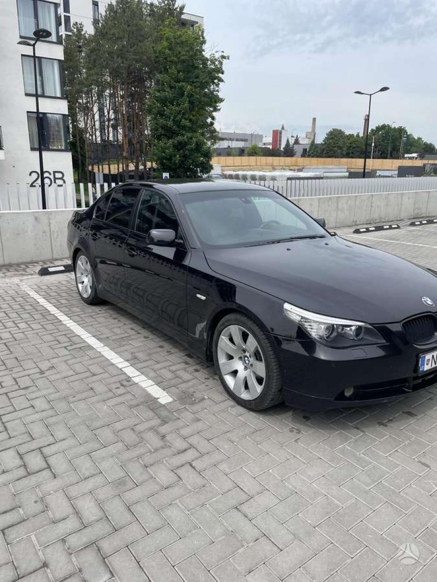 Черный БМВ 530 2004 в Каунас, объемом двигателя 3.00 л и пробегом 289 тыс. км за 3100 €, фото 12 на AUTOMOTO.COM.LV