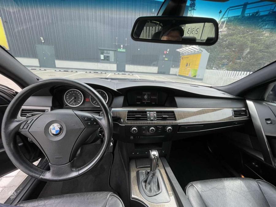 Черный БМВ 530 2004 в Каунас, объемом двигателя 3.00 л и пробегом 289 тыс. км за 3100 €, фото 15 на AUTOMOTO.COM.LV