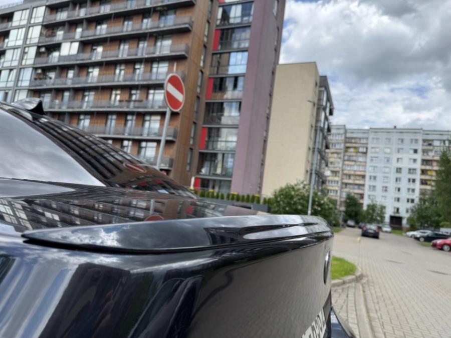 Melns BMW 530 2004 Rīga, ar dzinēja tilpumu 3.00 L un nobraukumu 363 tūkst. km par 4990 €, foto 7 vietnē AUTOMOTO.COM.LV