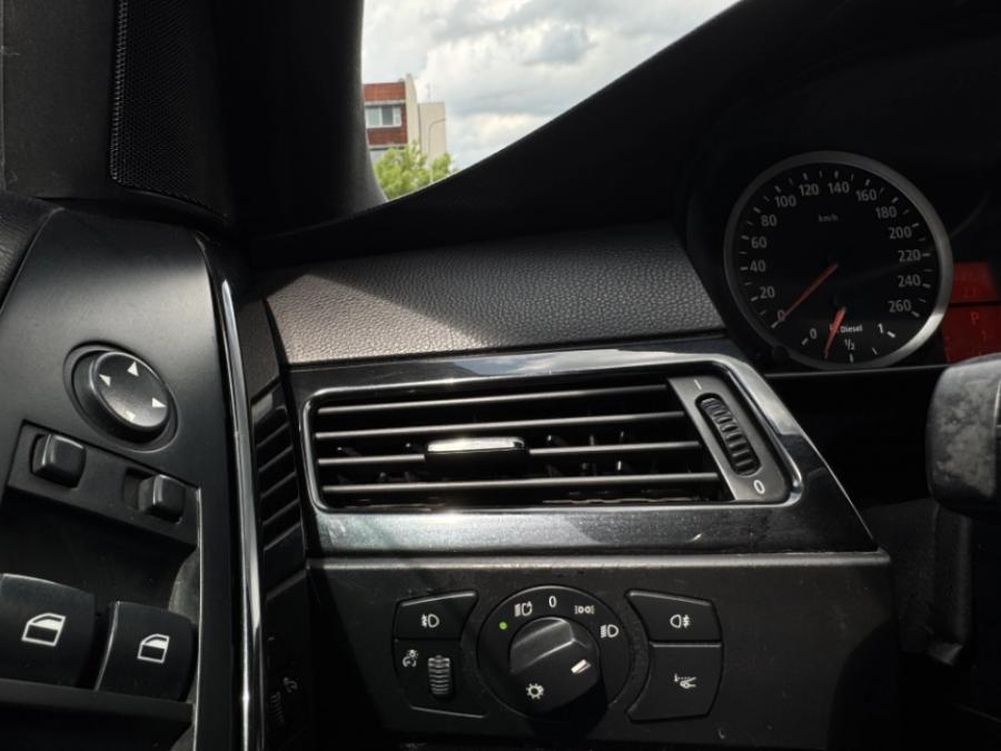 Melns BMW 530 2004 Rīga, ar dzinēja tilpumu 3.00 L un nobraukumu 363 tūkst. km par 4990 €, foto 21 vietnē AUTOMOTO.COM.LV