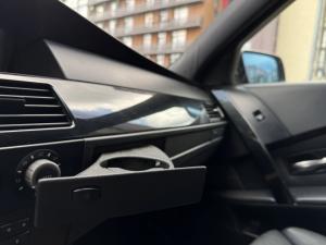 Melns BMW 530 2004 Rīga, ar dzinēja tilpumu 3.00 L un nobraukumu 363 tūkst. km par 4990 €, foto 25 vietnē AUTOMOTO.COM.LV