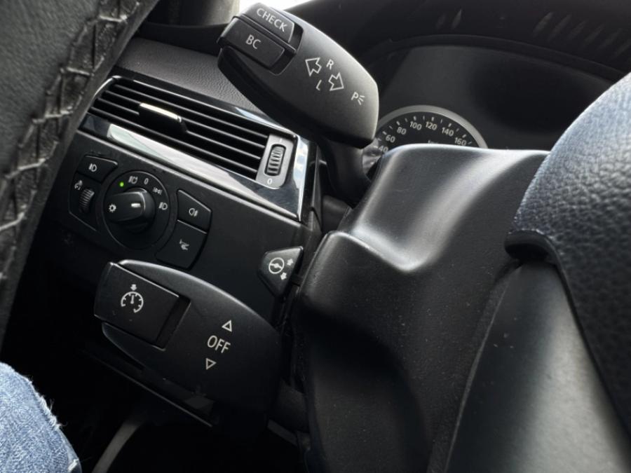 Melns BMW 530 2004 Rīga, ar dzinēja tilpumu 3.00 L un nobraukumu 363 tūkst. km par 4990 €, foto 28 vietnē AUTOMOTO.COM.LV