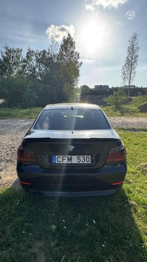 Black BMW 530 2004 in Vilnius, with an engine capacity of 2.99 L and mileage of 475 thousand km for 3100 €, photo 5 on AUTOMOTO.COM.LV