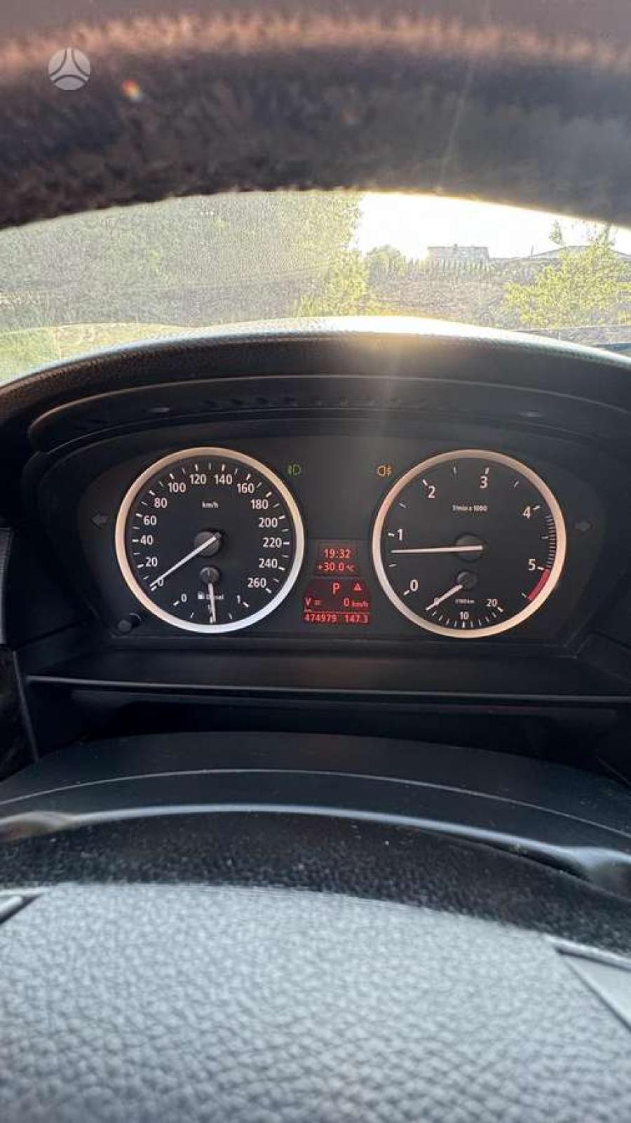 Black BMW 530 2004 in Vilnius, with an engine capacity of 2.99 L and mileage of 475 thousand km for 3100 €, photo 11 on AUTOMOTO.COM.LV
