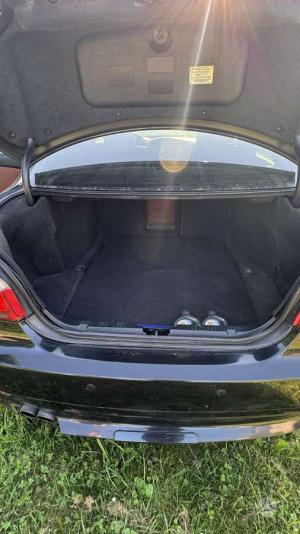 Black BMW 530 2004 in Vilnius, with an engine capacity of 2.99 L and mileage of 475 thousand km for 3100 €, photo 12 on AUTOMOTO.COM.LV