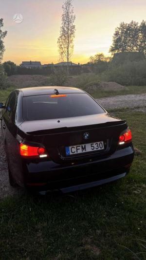 Black BMW 530 2004 in Vilnius, with an engine capacity of 2.99 L and mileage of 475 thousand km for 3100 €, photo 16 on AUTOMOTO.COM.LV
