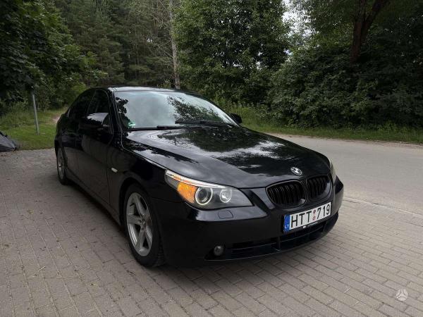 Black BMW 530 2004 in Vilnius, with an engine capacity of 3.00 L and mileage of 402 thousand km for 2200 €, photo 1 on AUTOMOTO.COM.LV