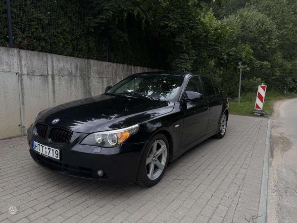 Black BMW 530 2004 in Vilnius, with an engine capacity of 3.00 L and mileage of 402 thousand km for 2200 €, photo 2 on AUTOMOTO.COM.LV