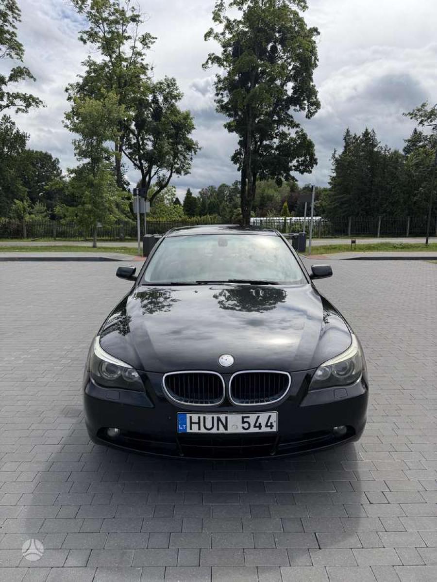 Black BMW 530 2004 in Kaunas, with an engine capacity of 2.99 L and mileage of 300 thousand km for 1999 €, photo 5 on AUTOMOTO.COM.LV