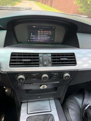 Black BMW 530 2004 in Kaunas, with an engine capacity of 2.99 L and mileage of 300 thousand km for 1999 €, photo 17 on AUTOMOTO.COM.LV