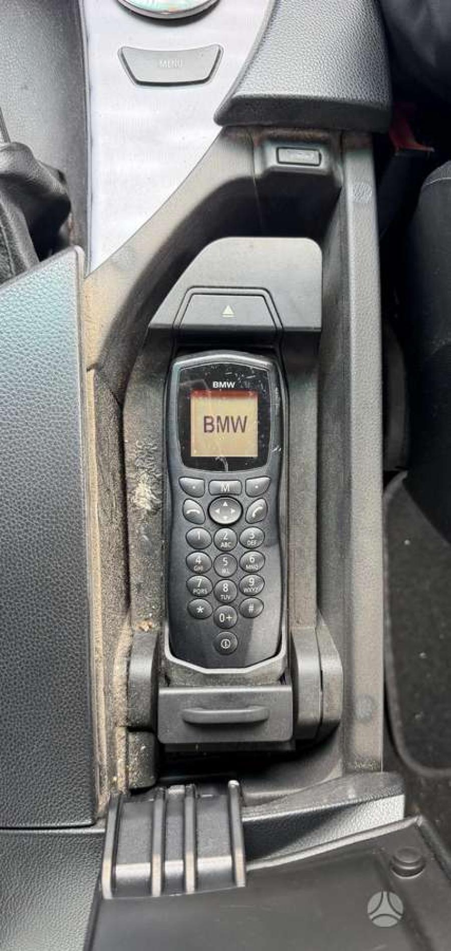 Black BMW 530 2004 in Kaunas, with an engine capacity of 2.99 L and mileage of 300 thousand km for 1999 €, photo 22 on AUTOMOTO.COM.LV