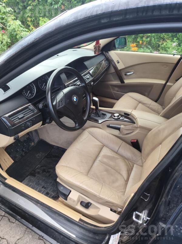 Melns BMW 530 2004 Rīga, ar dzinēja tilpumu 3.00 L un nobraukumu 380 tūkst. km par 2690 €, foto 5 vietnē AUTOMOTO.COM.LV