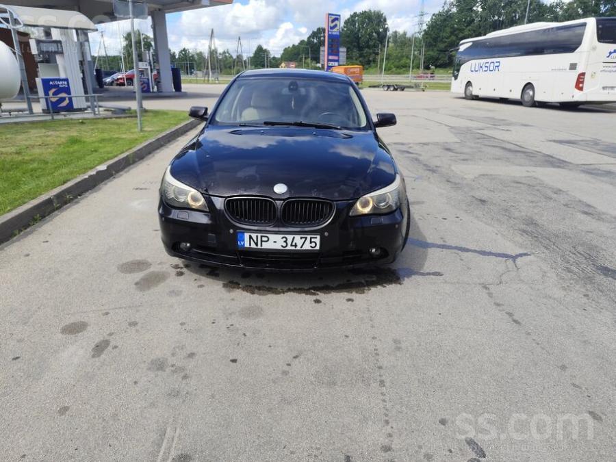 Melns BMW 530 2004 Rīga, ar dzinēja tilpumu 3.00 L un nobraukumu 380 tūkst. km par 2690 €, foto 4 vietnē AUTOMOTO.COM.LV