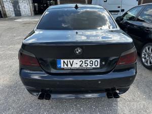 Black BMW 530 2004 in Daugavpils, with an engine capacity of 3.00 L and mileage of 421 thousand km for 2200 €, photo 5 on AUTOMOTO.COM.LV