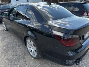 Black BMW 530 2004 in Daugavpils, with an engine capacity of 3.00 L and mileage of 421 thousand km for 2200 €, photo 6 on AUTOMOTO.COM.LV