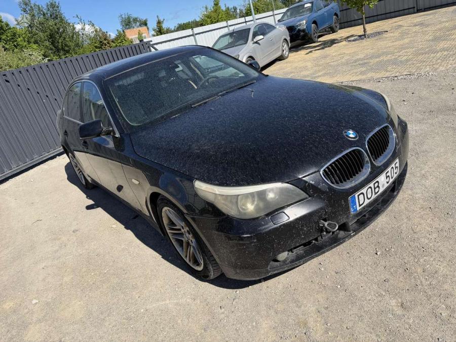 Melns BMW 530 2004 Šauļi, ar dzinēja tilpumu 2.93 L un nobraukumu 457 tūkst. km par 850 €, foto 8 vietnē AUTOMOTO.COM.LV