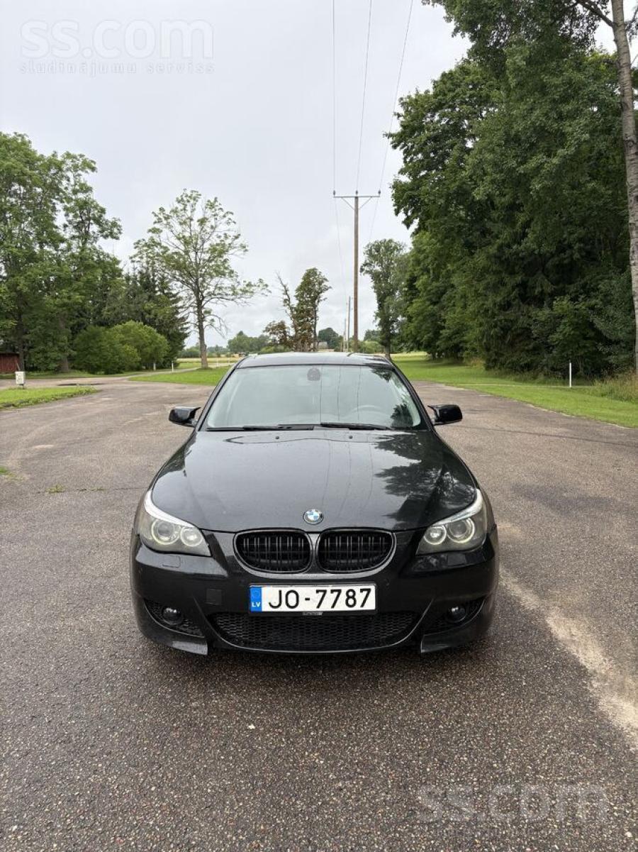 Black BMW 530 2004 in Talsi, with an engine capacity of 3.00 L and mileage of 357 thousand km for 3800 €, photo 3 on AUTOMOTO.COM.LV