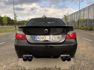 Black BMW 530 2004 in Vilnius, with an engine capacity of 2.99 L and mileage of 320 thousand km for 5899 €, photo 21 on AUTOMOTO.COM.LV