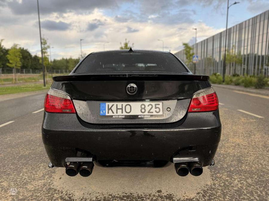 Black BMW 530 2004 in Vilnius, with an engine capacity of 2.99 L and mileage of 320 thousand km for 5899 €, photo 21 on AUTOMOTO.COM.LV