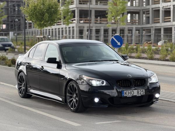 Black BMW 530 2004 in Vilnius, with an engine capacity of 3.00 L and mileage of 320 thousand km for 5850 €, photo 2 on AUTOMOTO.COM.LV