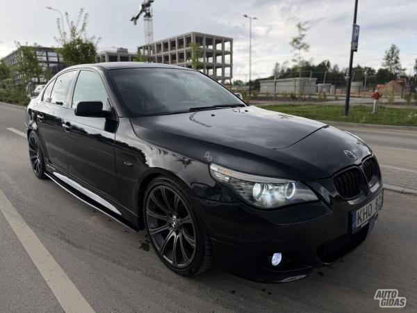Black BMW 530 2004 in Vilnius, with an engine capacity of 3.00 L and mileage of 320 thousand km for 5850 €, photo 5 on AUTOMOTO.COM.LV