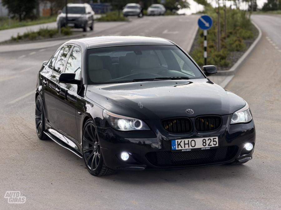 Melns BMW 530 2004 Viļņa, ar dzinēja tilpumu 3.00 L un nobraukumu 320 tūkst. km par 5850 €, foto 8 vietnē AUTOMOTO.COM.LV