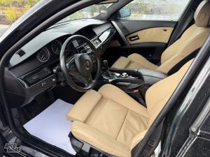 Melns BMW 530 2004 Viļņa, ar dzinēja tilpumu 3.00 L un nobraukumu 320 tūkst. km par 5850 €, foto 26 vietnē AUTOMOTO.COM.LV