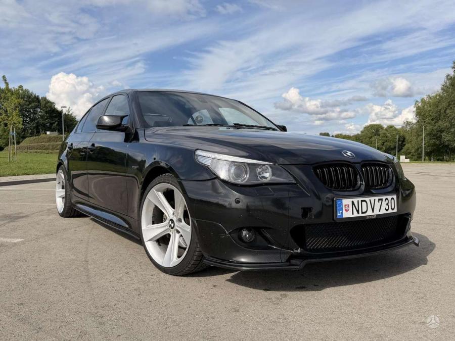 Melns BMW 530 2004 Kuršėnai, ar dzinēja tilpumu 2.99 L un nobraukumu 440 tūkst. km par 3750 €, foto 1 vietnē AUTOMOTO.COM.LV