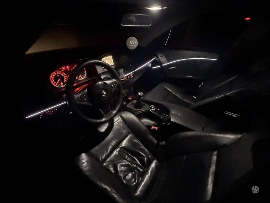 Melns BMW 530 2004 Kuršėnai, ar dzinēja tilpumu 2.99 L un nobraukumu 440 tūkst. km par 3750 €, foto 24 vietnē AUTOMOTO.COM.LV