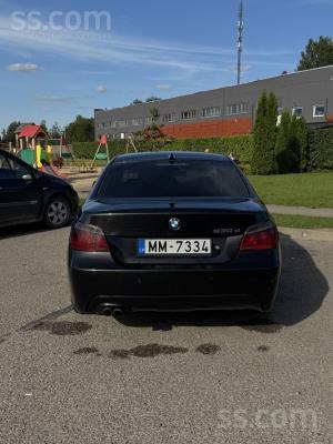 Черный БМВ 530 2004 в Даугавпилс, объемом двигателя 3.00 л и пробегом 322 тыс. км за 2590 €, фото  на AUTOMOTO.COM.LV