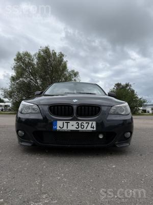 Black BMW 530 2004 in Liepaja, with an engine capacity of 3.00 L and mileage of 370 thousand km for 4200 €, photo 3 on AUTOMOTO.COM.LV