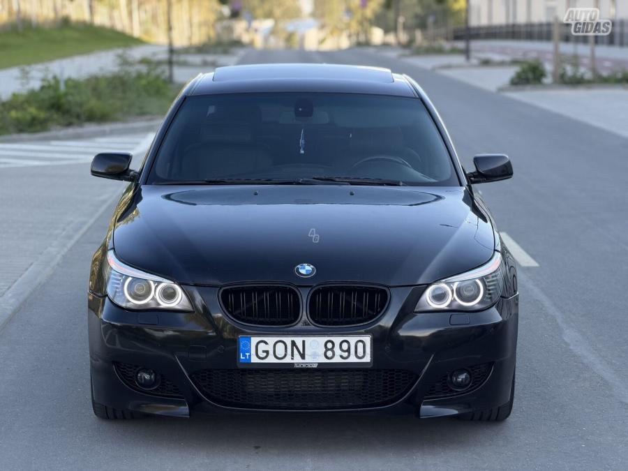 Melns BMW 530 2004 Viļņa, ar dzinēja tilpumu 3.00 L un nobraukumu 430 tūkst. km par 4650 €, foto 9 vietnē AUTOMOTO.COM.LV