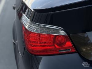 Melns BMW 530 2004 Viļņa, ar dzinēja tilpumu 3.00 L un nobraukumu 430 tūkst. km par 4650 €, foto 15 vietnē AUTOMOTO.COM.LV
