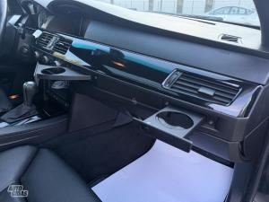 Melns BMW 530 2004 Viļņa, ar dzinēja tilpumu 3.00 L un nobraukumu 430 tūkst. km par 4650 €, foto 27 vietnē AUTOMOTO.COM.LV