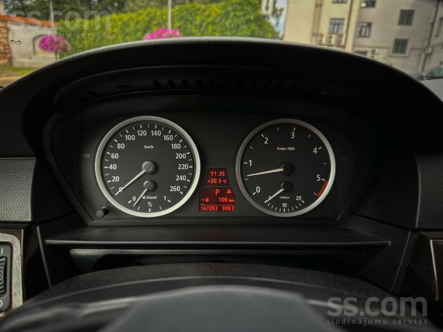 Черный БМВ 530 2004 в Елгава, объемом двигателя 3.00 л и пробегом 367 тыс. км за 3900 €, фото 7 на AUTOMOTO.COM.LV