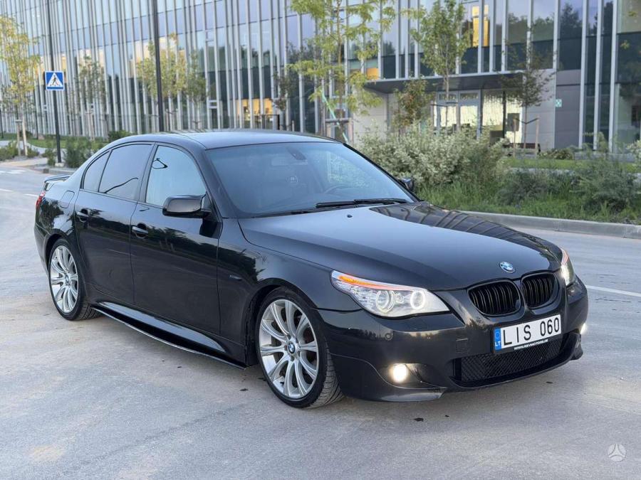 Black BMW 530 2004 in Vilnius, with an engine capacity of 2.99 L and mileage of 450 thousand km for 4750 €, photo 4 on AUTOMOTO.COM.LV