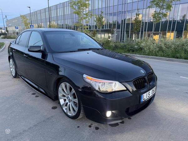 Melns BMW 530 2004 Viļņa, ar dzinēja tilpumu 2.99 L un nobraukumu 450 tūkst. km par 4750 €, foto 5 vietnē AUTOMOTO.COM.LV
