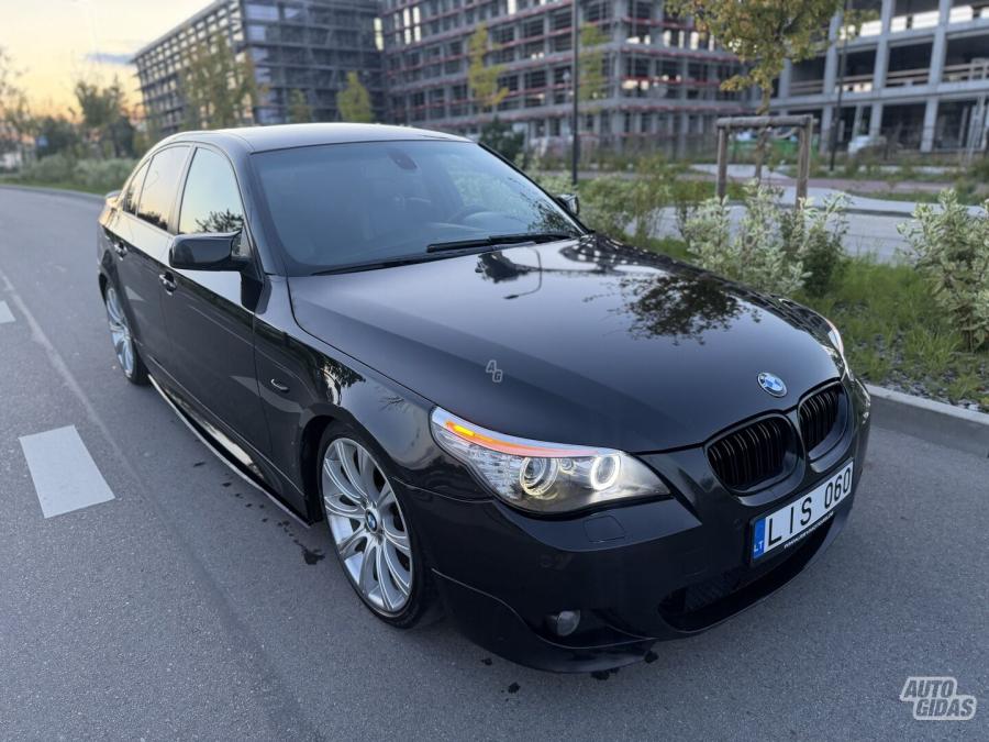 Черный БМВ 530 2004 в Вильнюс, объемом двигателя 3.00 л и пробегом 450 тыс. км за 4650 €, фото 6 на AUTOMOTO.COM.LV