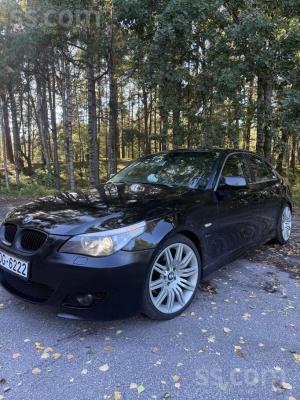 Melns BMW 530 2004 Limbaži, ar dzinēja tilpumu 3.00 L un nobraukumu 422 tūkst. km par 5000 €, foto 3 vietnē AUTOMOTO.COM.LV