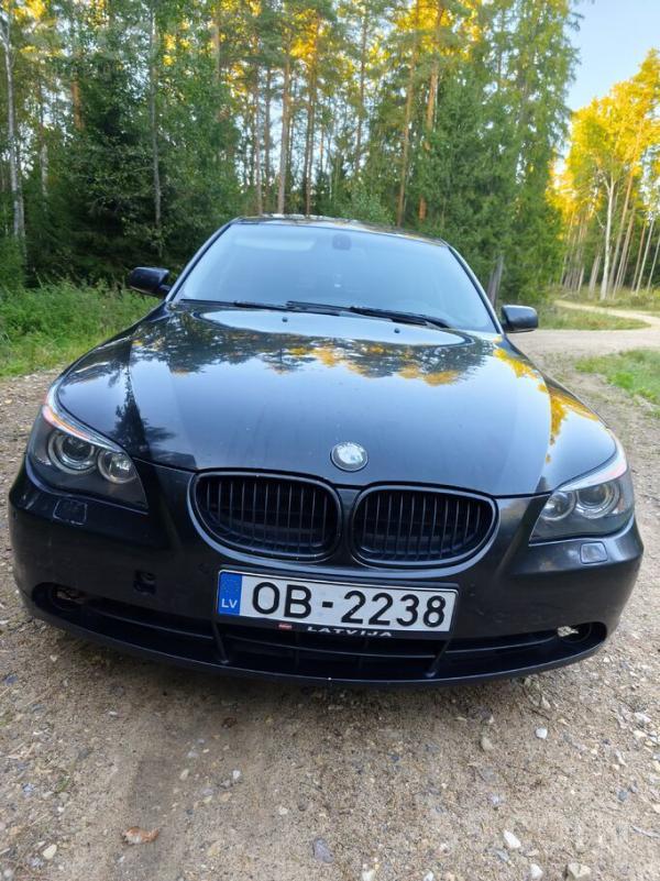 Melns BMW 530 2004 Rēzekne, ar dzinēja tilpumu 3.00 L un nobraukumu 439 tūkst. km par 2750 €, foto 3 vietnē AUTOMOTO.COM.LV
