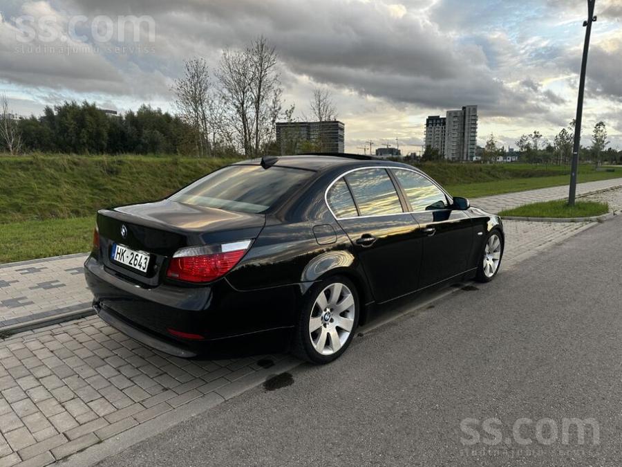 Melns BMW 530 2004 Rīga, ar dzinēja tilpumu 3.00 L un nobraukumu 360 tūkst. km par 4750 €, foto 10 vietnē AUTOMOTO.COM.LV