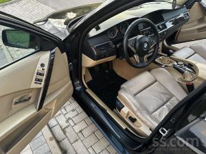 Melns BMW 530 2004 Rīga, ar dzinēja tilpumu 3.00 L un nobraukumu 360 tūkst. km par 4750 €, foto 14 vietnē AUTOMOTO.COM.LV