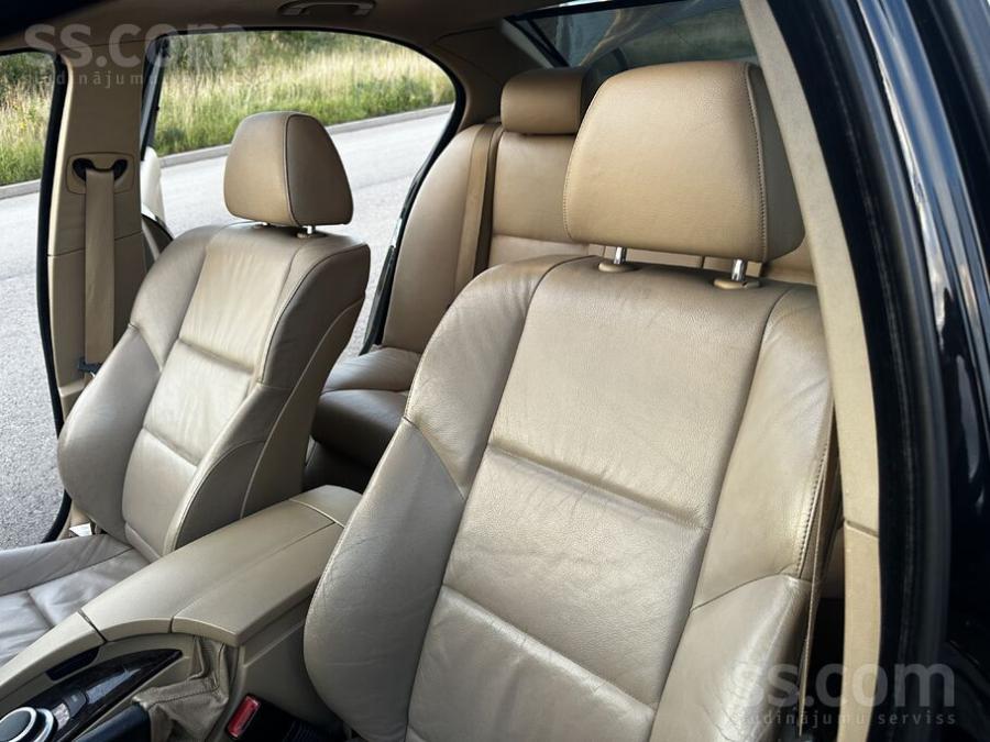 Melns BMW 530 2004 Rīga, ar dzinēja tilpumu 3.00 L un nobraukumu 360 tūkst. km par 4750 €, foto 20 vietnē AUTOMOTO.COM.LV