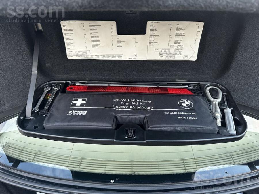 Melns BMW 530 2004 Rīga, ar dzinēja tilpumu 3.00 L un nobraukumu 360 tūkst. km par 4750 €, foto 24 vietnē AUTOMOTO.COM.LV