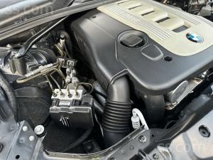 Melns BMW 530 2004 Rīga, ar dzinēja tilpumu 3.00 L un nobraukumu 360 tūkst. km par 4750 €, foto 26 vietnē AUTOMOTO.COM.LV