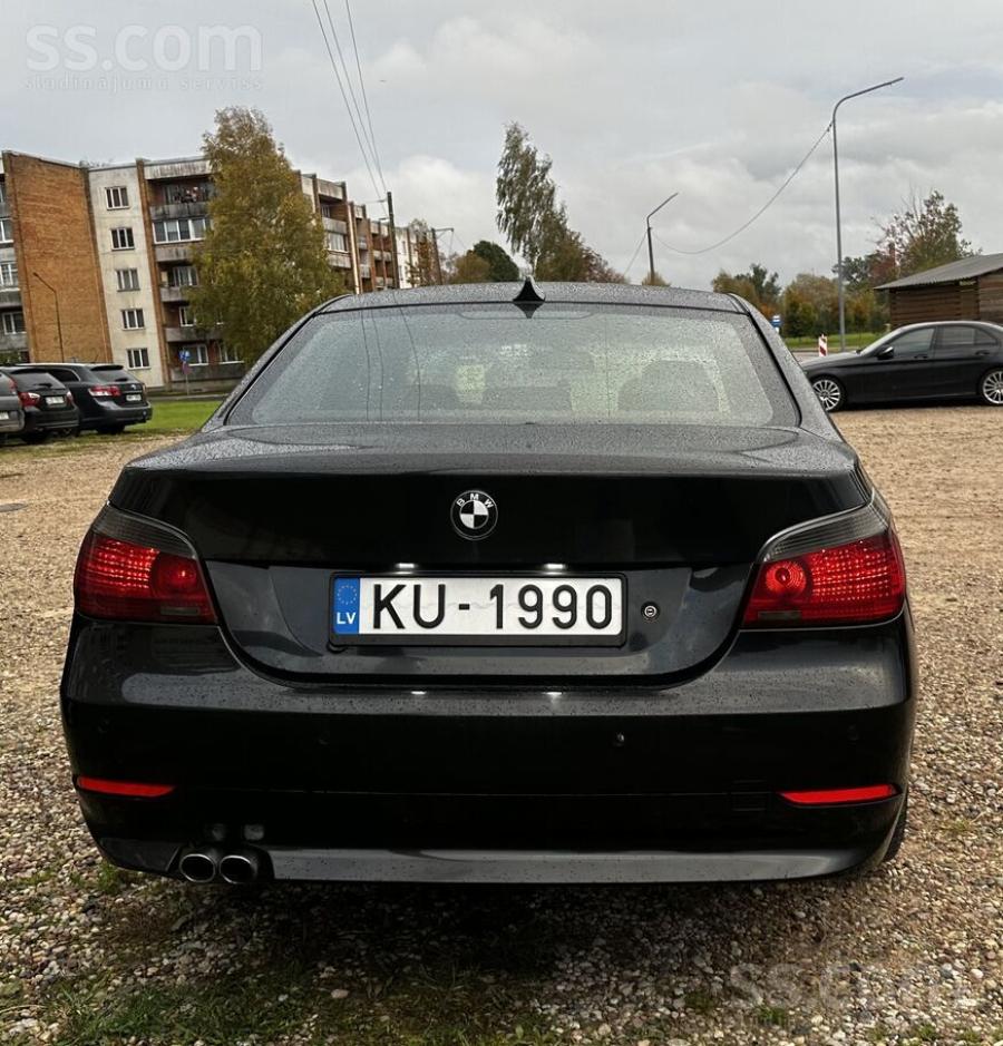 Черный БМВ 530 2004 в Елгава, объемом двигателя 3.00 л и пробегом 460 тыс. км за 2900 €, фото 4 на AUTOMOTO.COM.LV