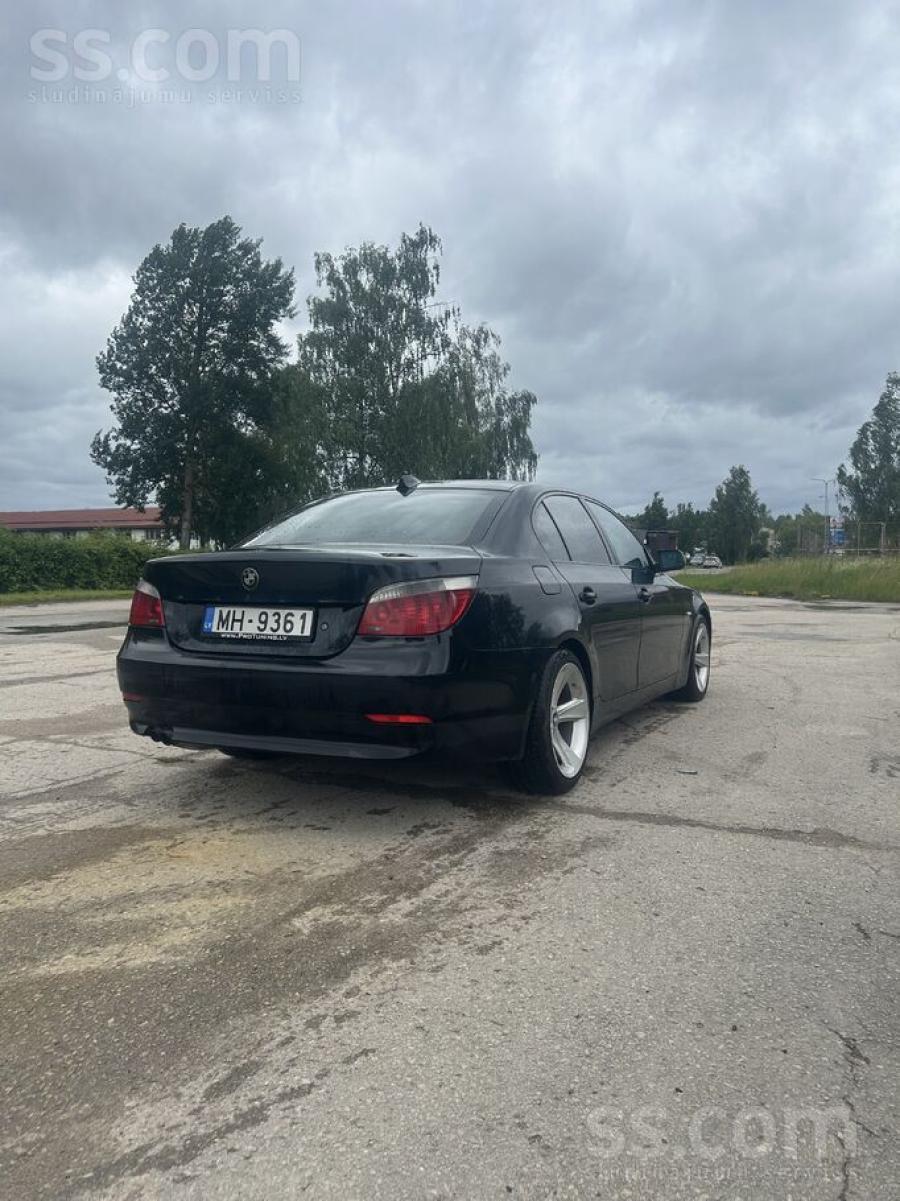 Melns BMW 530 2005 Aizkraukle, ar dzinēja tilpumu 3.00 L un nobraukumu 446 tūkst. km par 3200 €, foto 3 vietnē AUTOMOTO.COM.LV