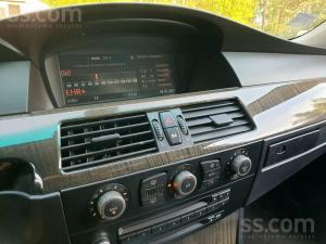 Melns BMW 530 2005 Rīga, ar dzinēja tilpumu 3.00 L un nobraukumu 382 tūkst. km par 2990 €, foto 3 vietnē AUTOMOTO.COM.LV