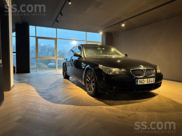 Black BMW 530 2005 in Riga, with an engine capacity of 3.00 L and mileage of 340 thousand km for 4200 €, photo 5 on AUTOMOTO.COM.LV